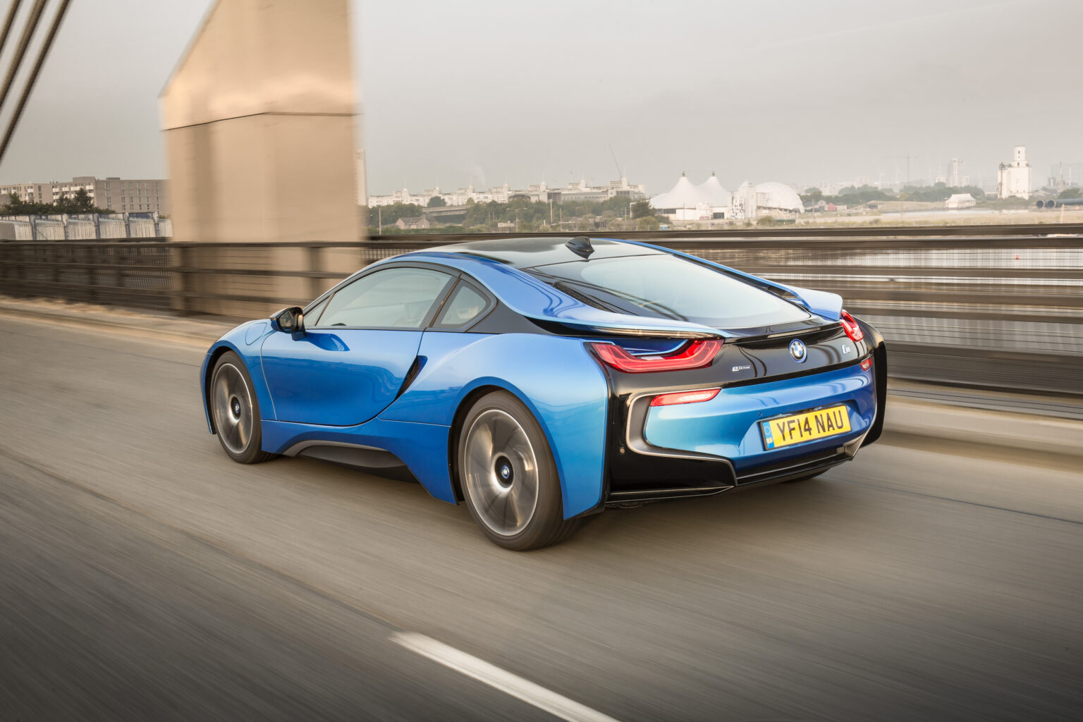 BMW i8 Coupe review - EV Central