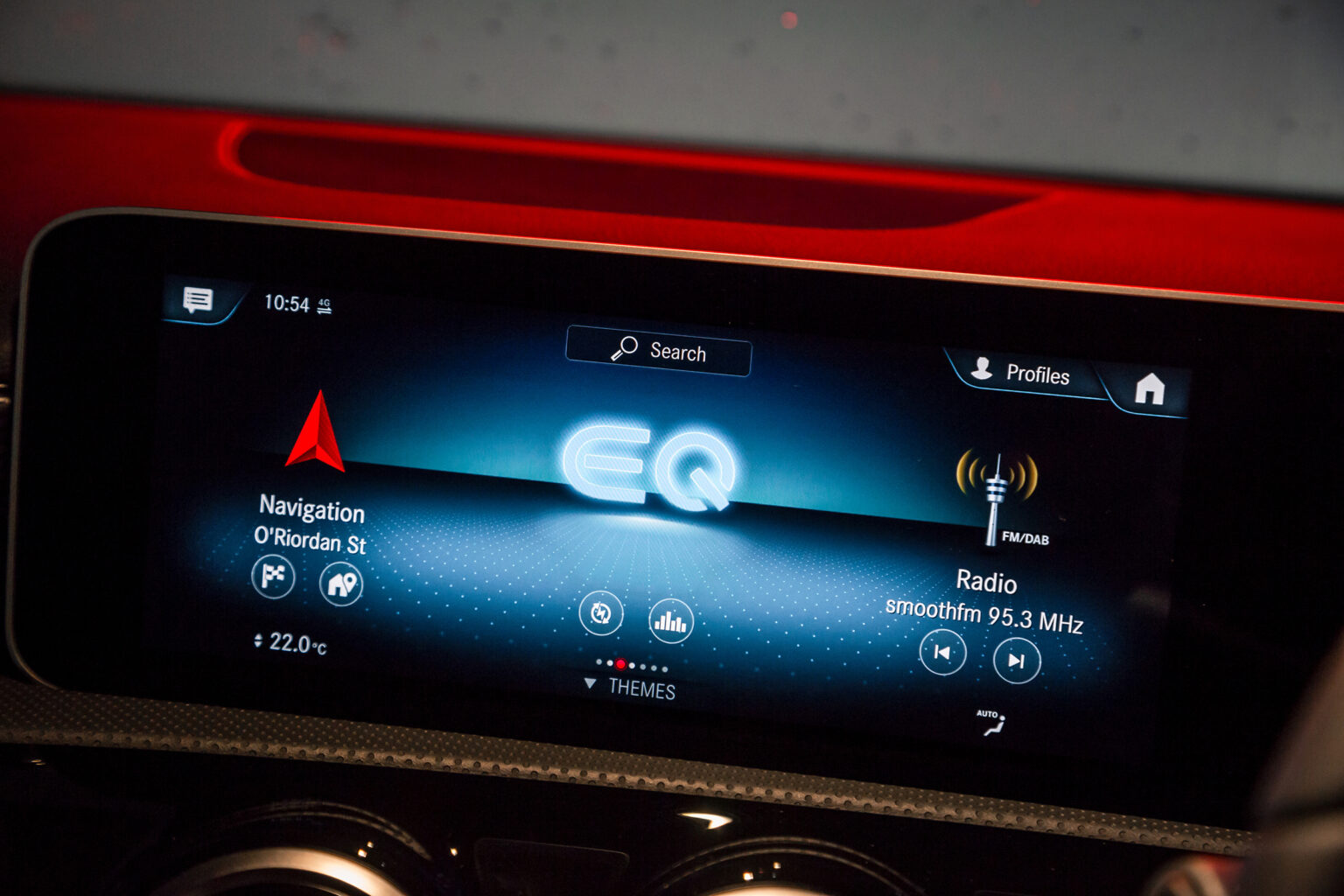 Mercedes-Benz A250e plug-in hybrid EV review - EV Central