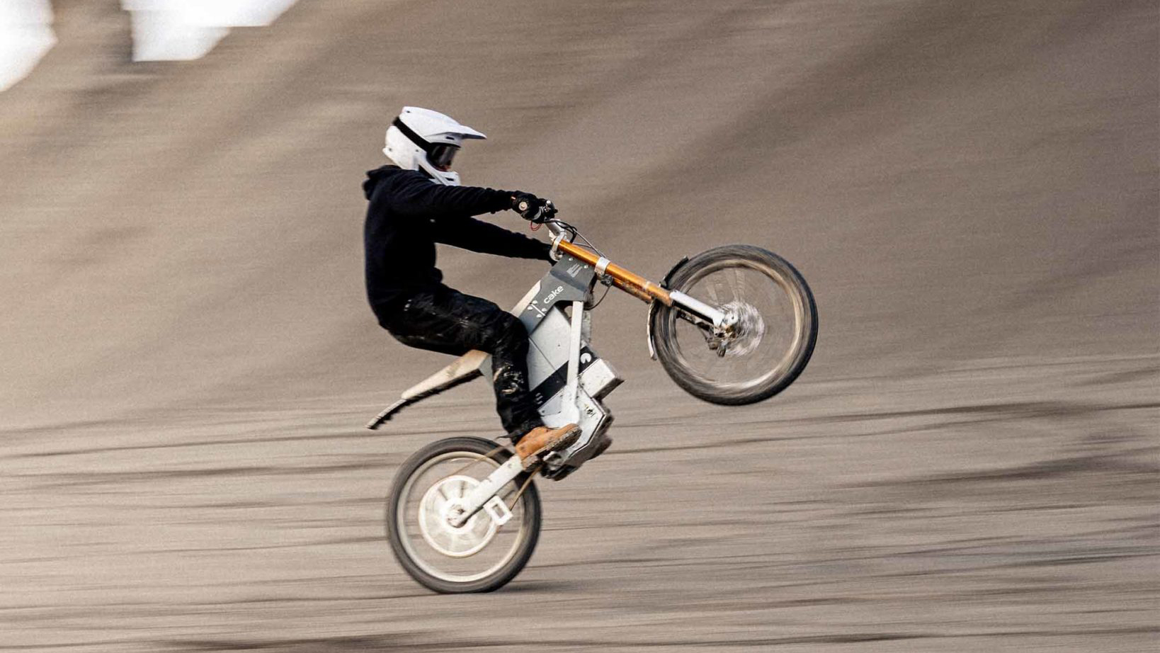 Cake Kalk off-road electric motorcycle on sale in Australia - EV Central