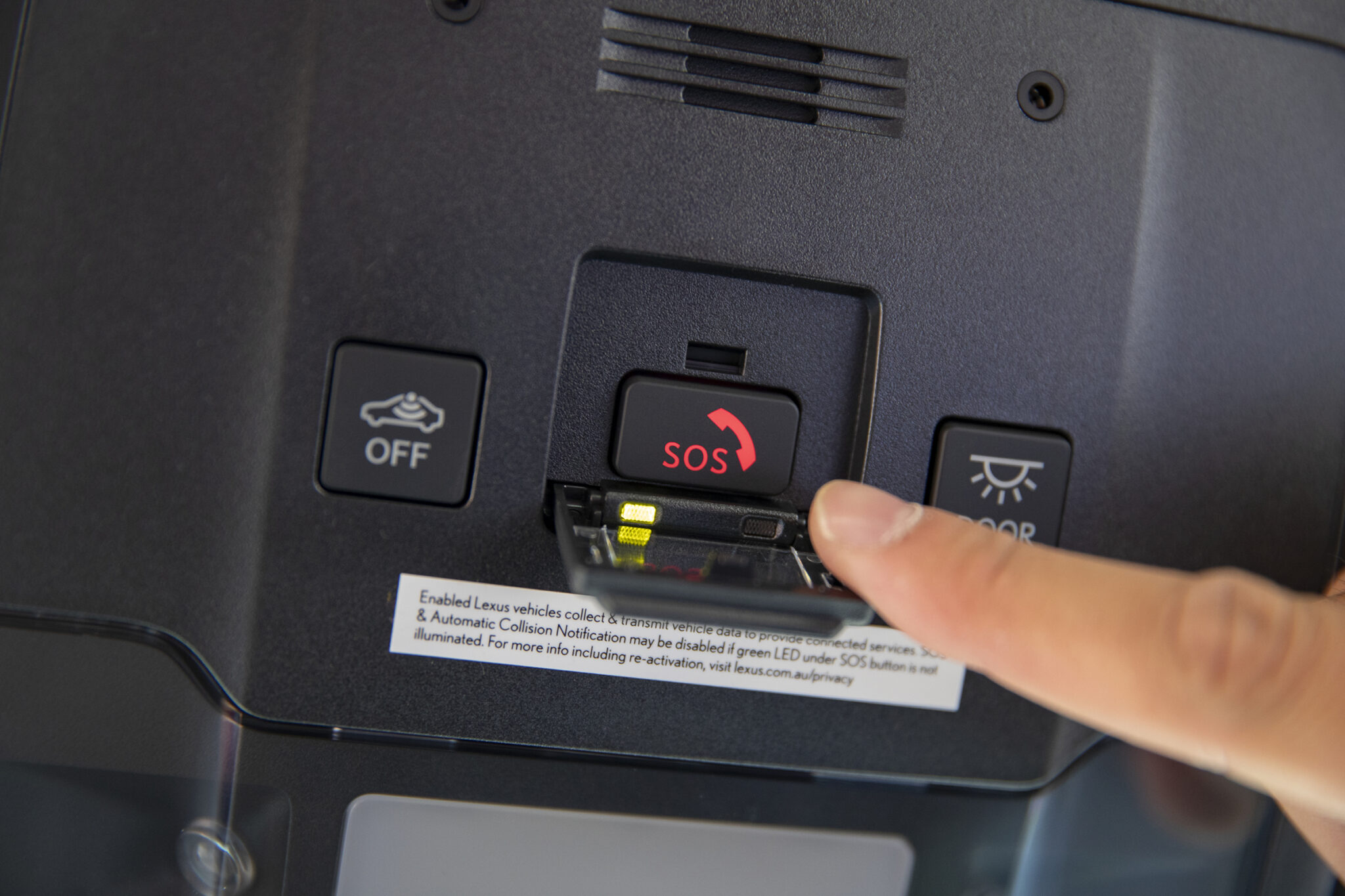 Lexus IS 300h review: Hybrid sedan tested - EV Central