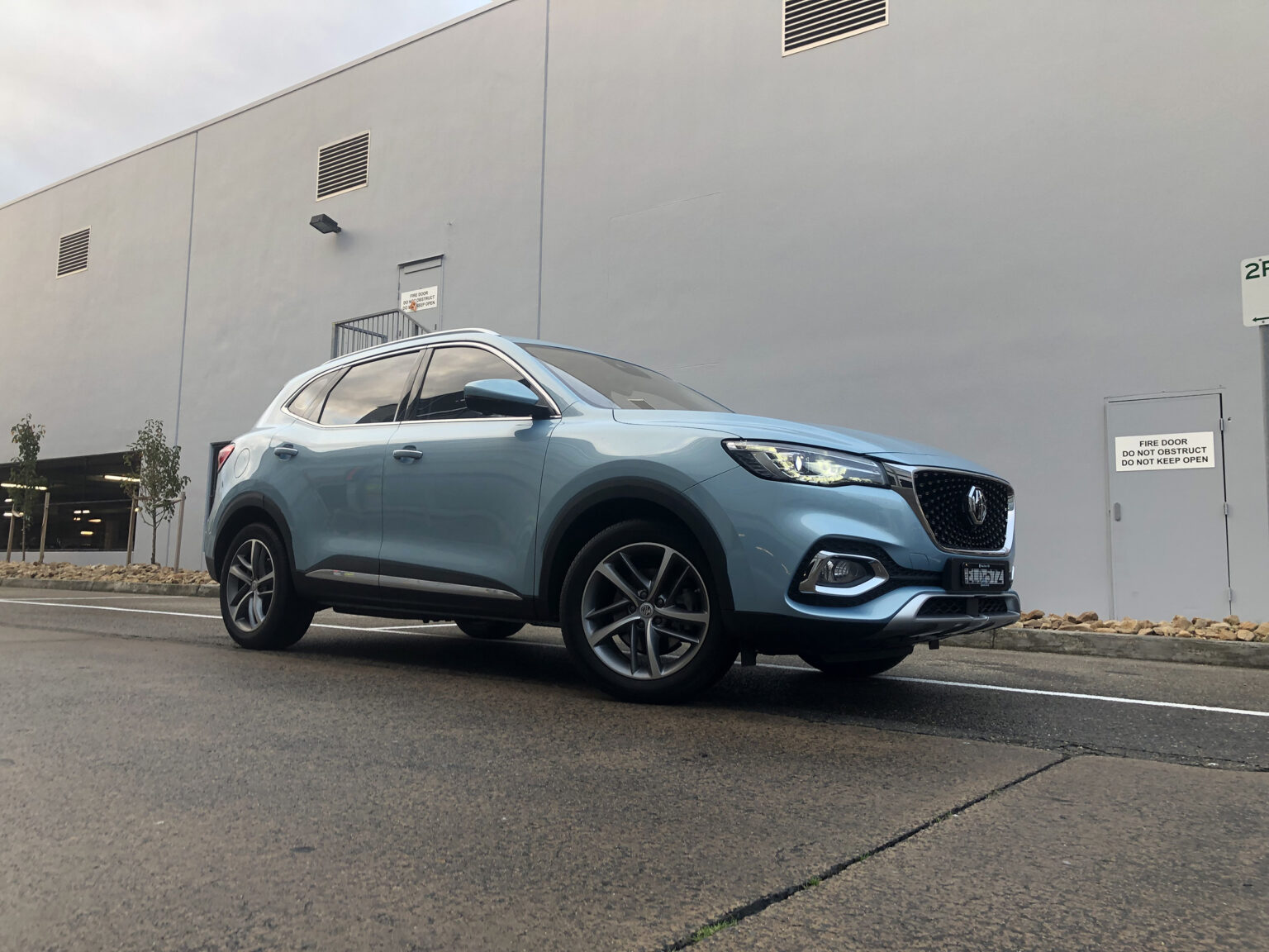 Seven-day test: Living with the MG HS Plug-in Hybrid - EV Central