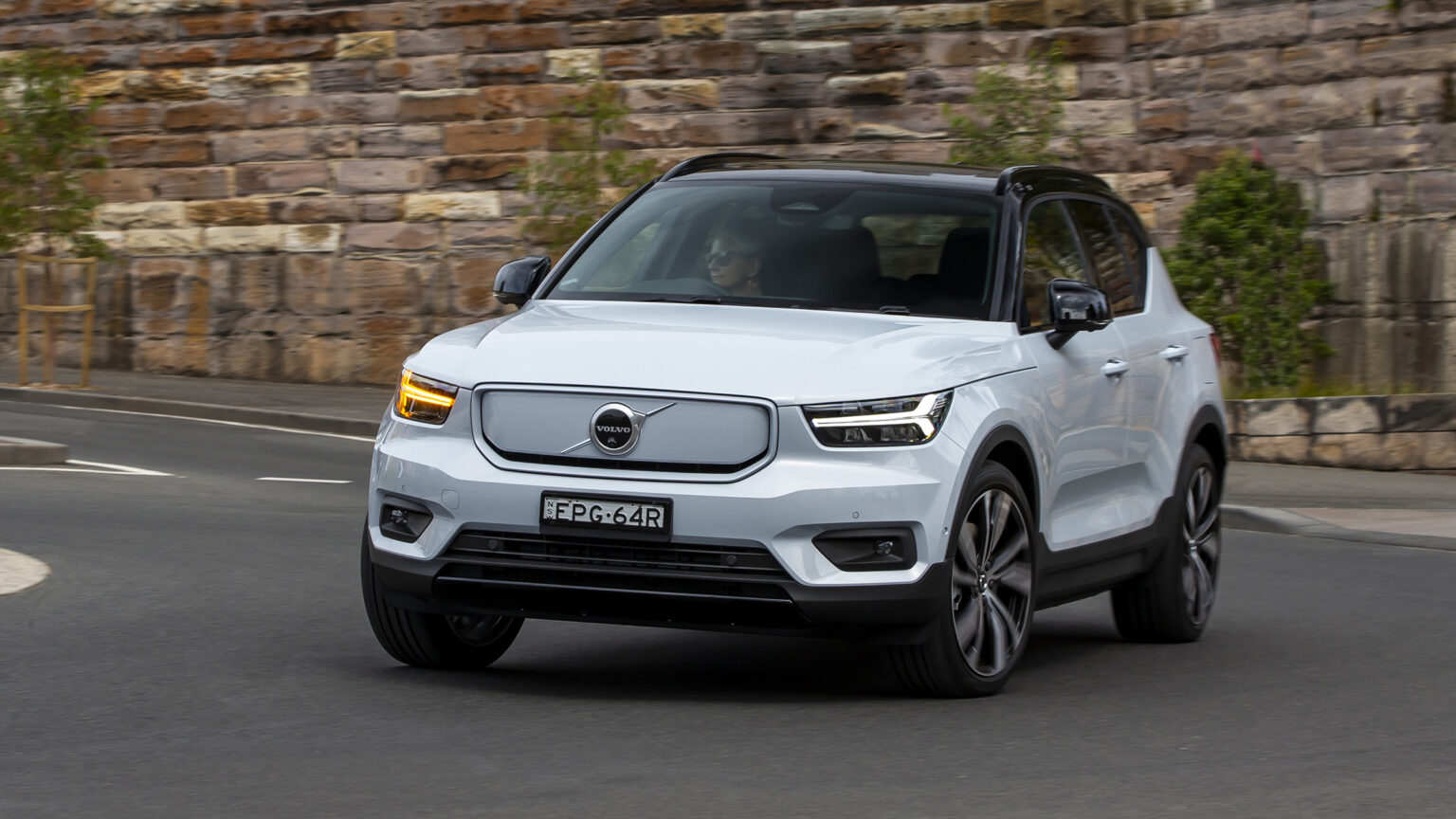 2021 Volvo XC40 Recharge Twin Pure Electric review - EV Central