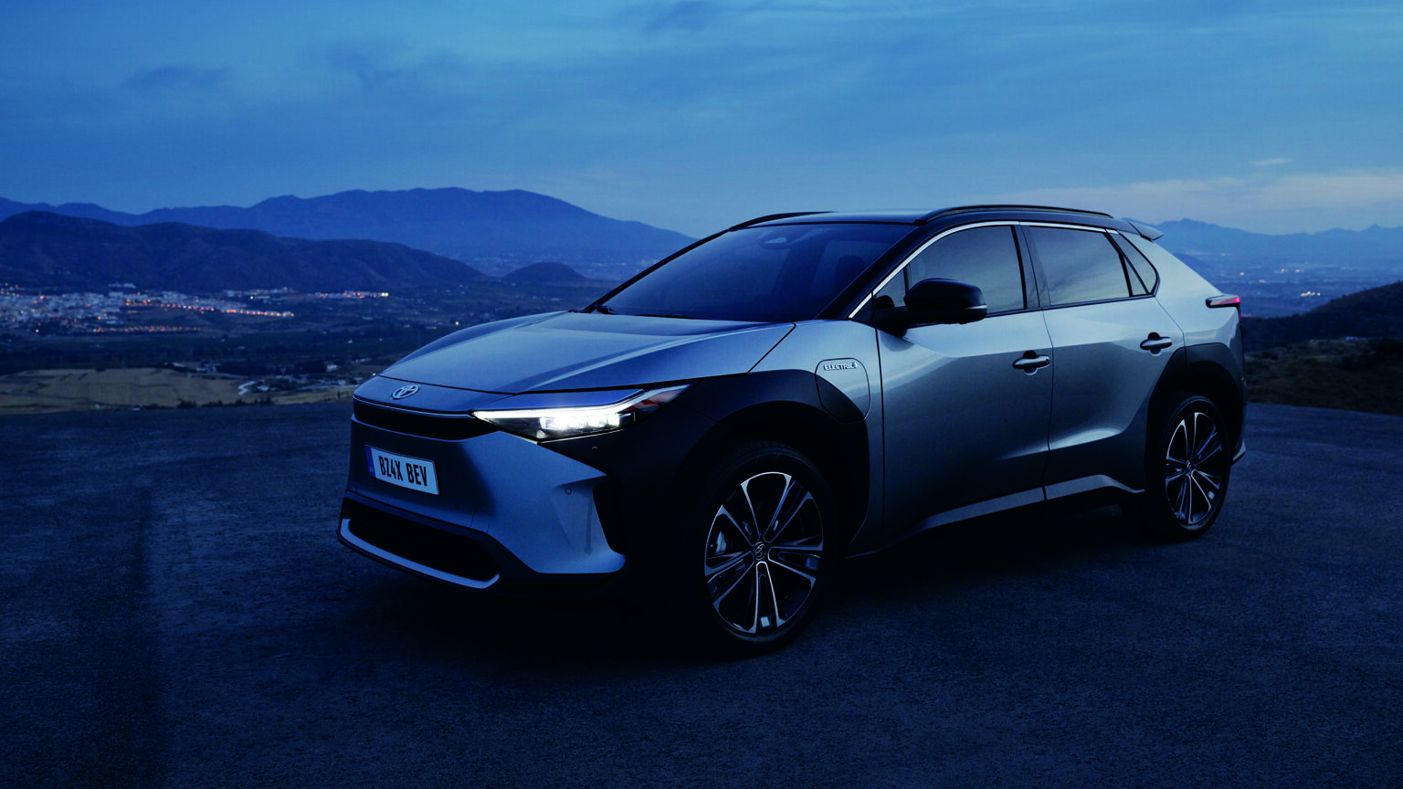 Toyota bZ4X revealed: brand’s first battery EV to be 2WD, AWD - EV Central