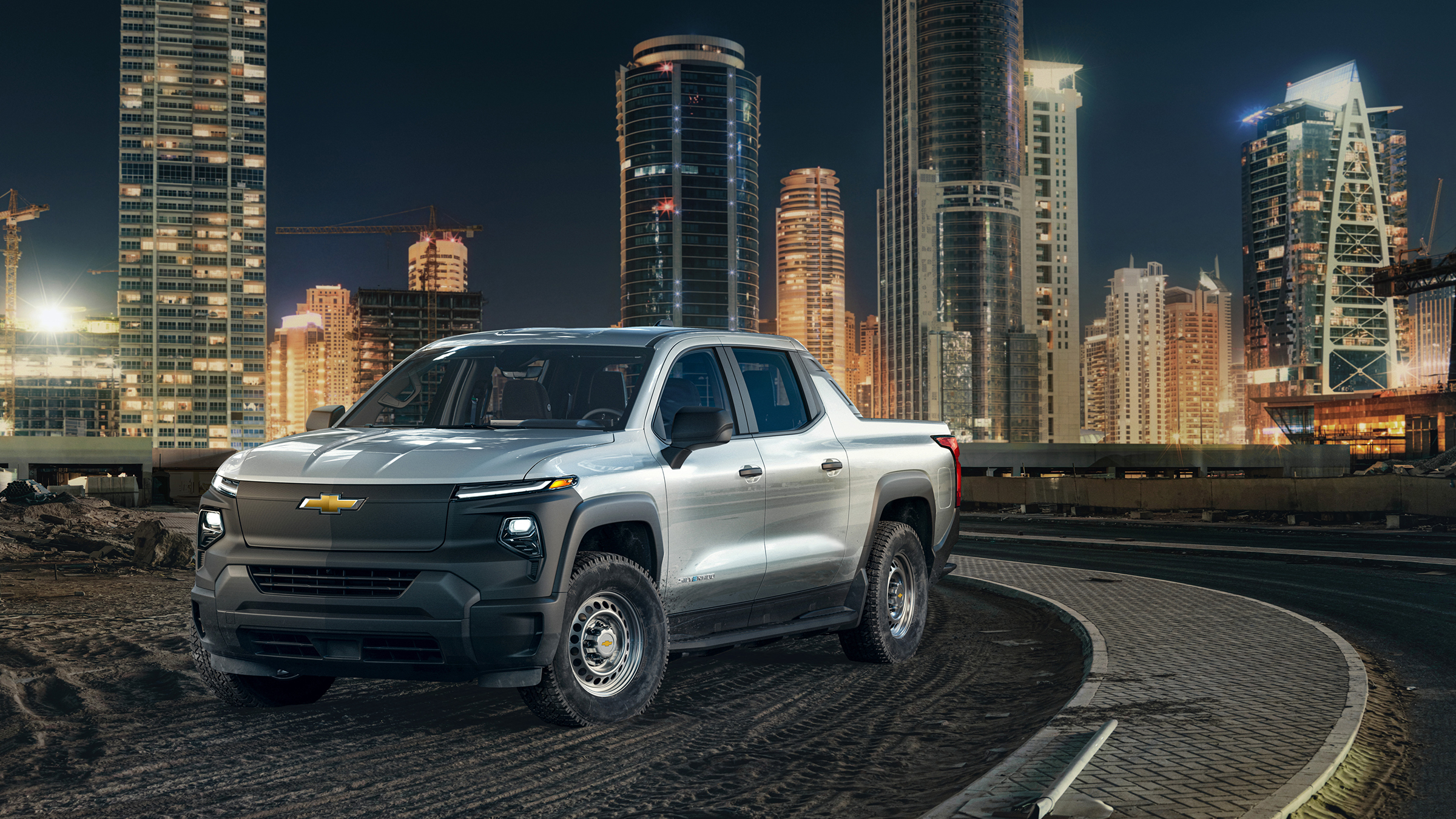 500kW Chevrolet Silverado EV revealed with 650km range, up to 9-tonne ...