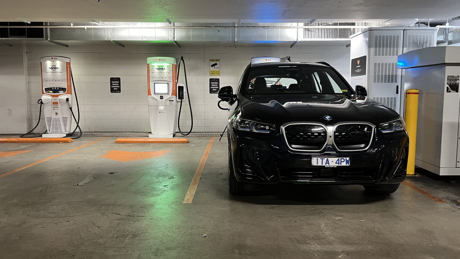 New BMW X3 plug-in hybrid offers 91km EV-only range in bid to head off ...