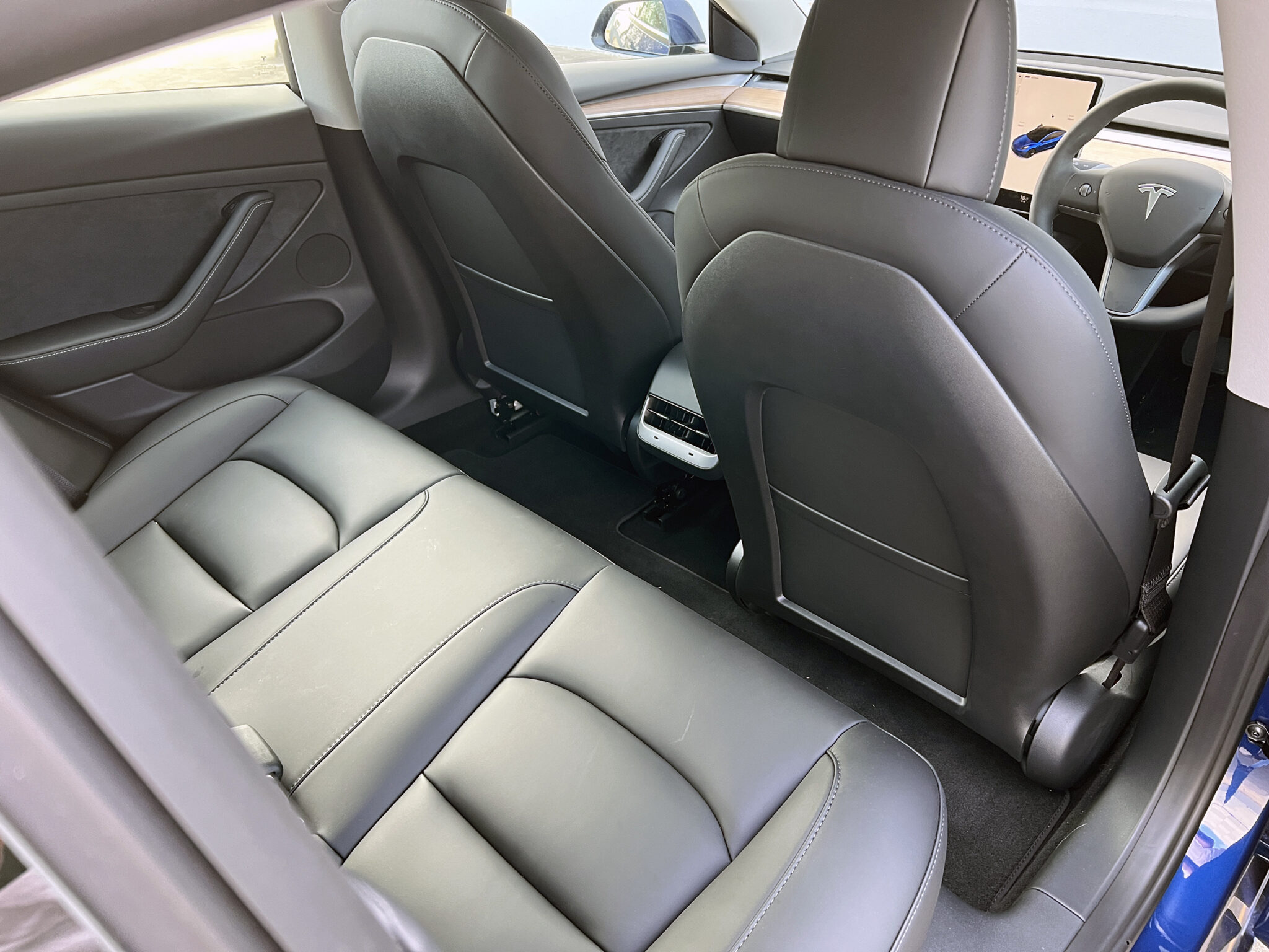 Tesla Model Y vs Tesla Model 3: Which is best? - EV Central