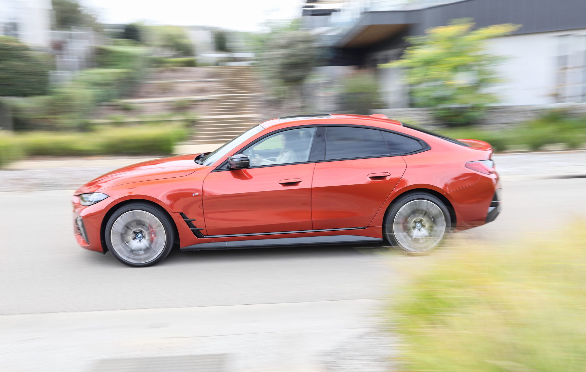 BMW i4 eDrive 40 and i4 M50 review - EV Central