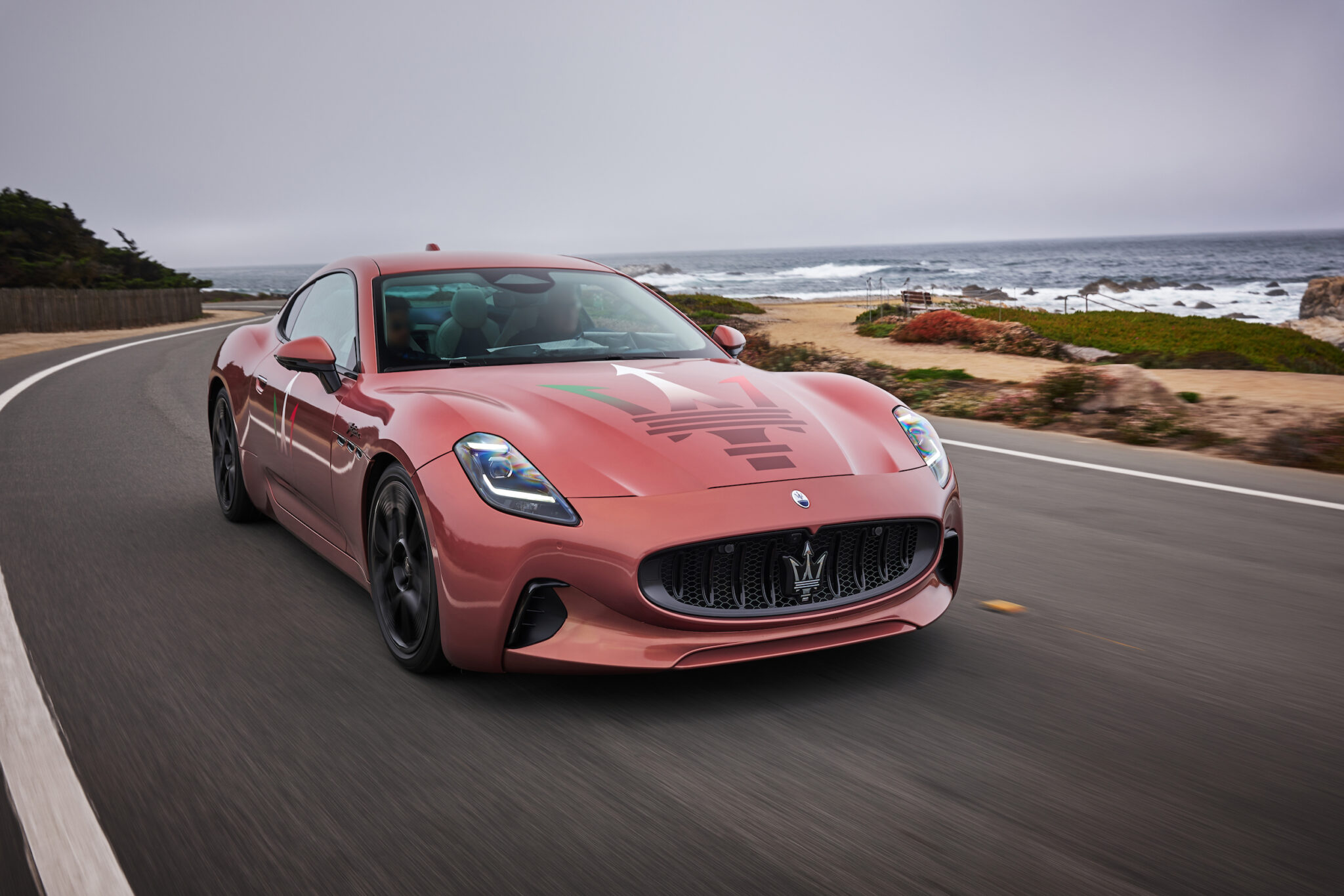 Lightning-fast Maserati Gran Turismo EV unveiled - EV Central