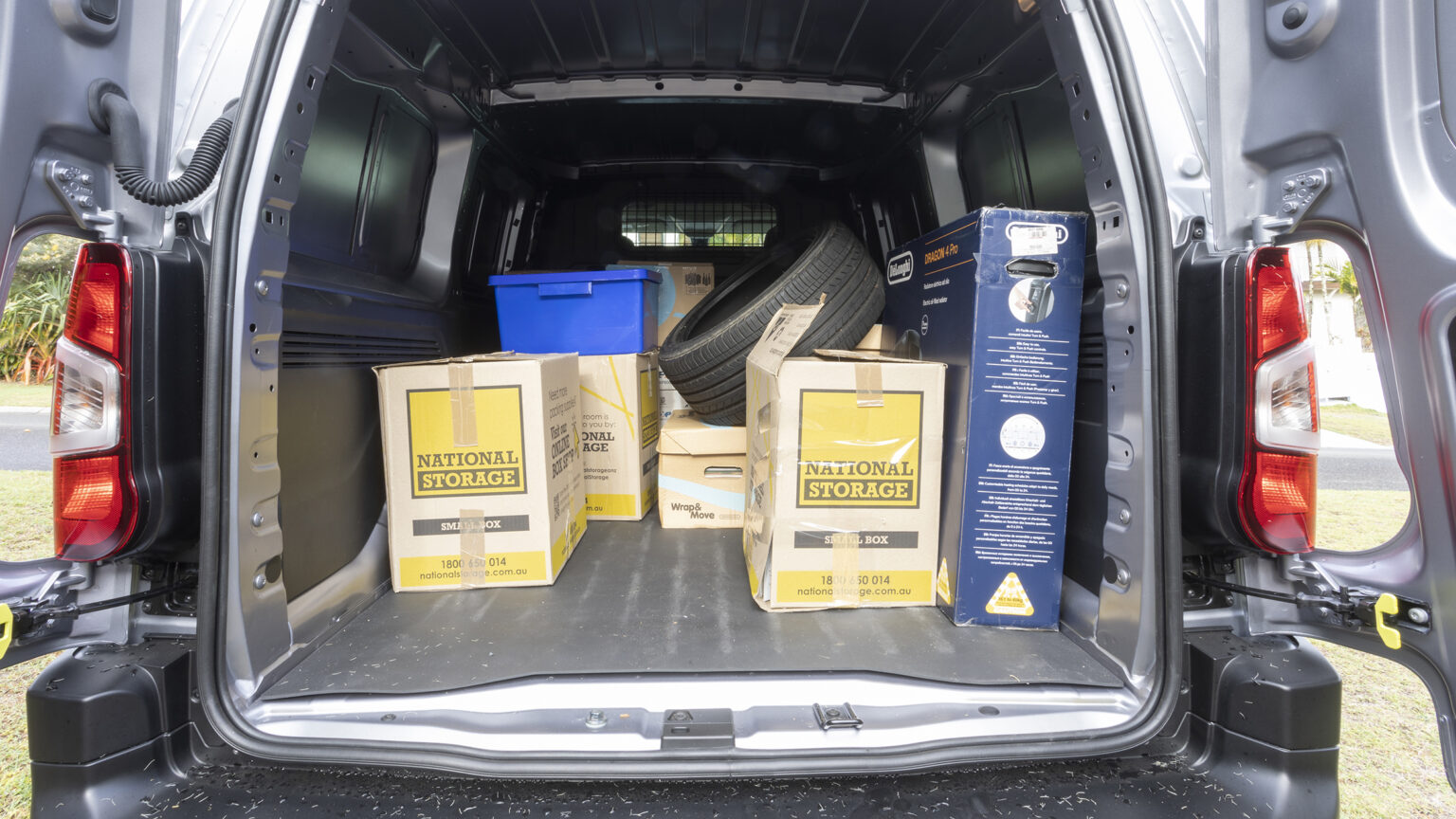 Peugeot e-Partner electric van loaded vs empty: Range test - EV Central