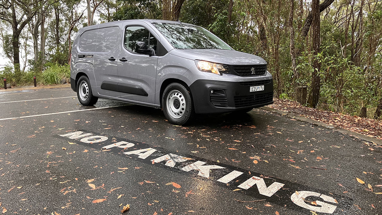 Peugeot e-Partner electric van loaded vs empty: Range test - EV Central