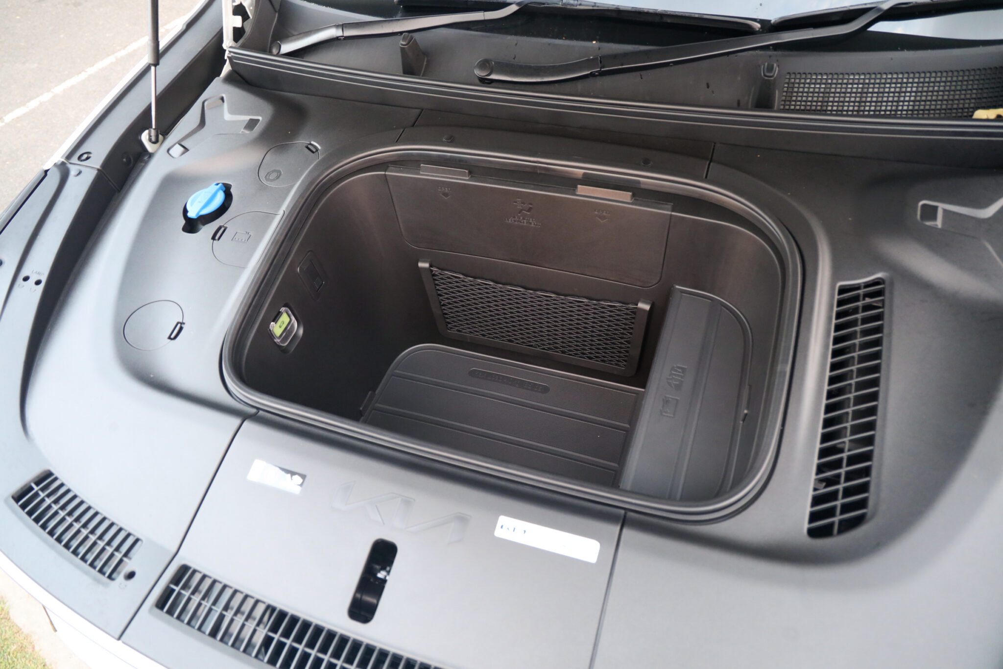 2024 Kia EV9 review: why you should buy the Air, not the too-expensive ...