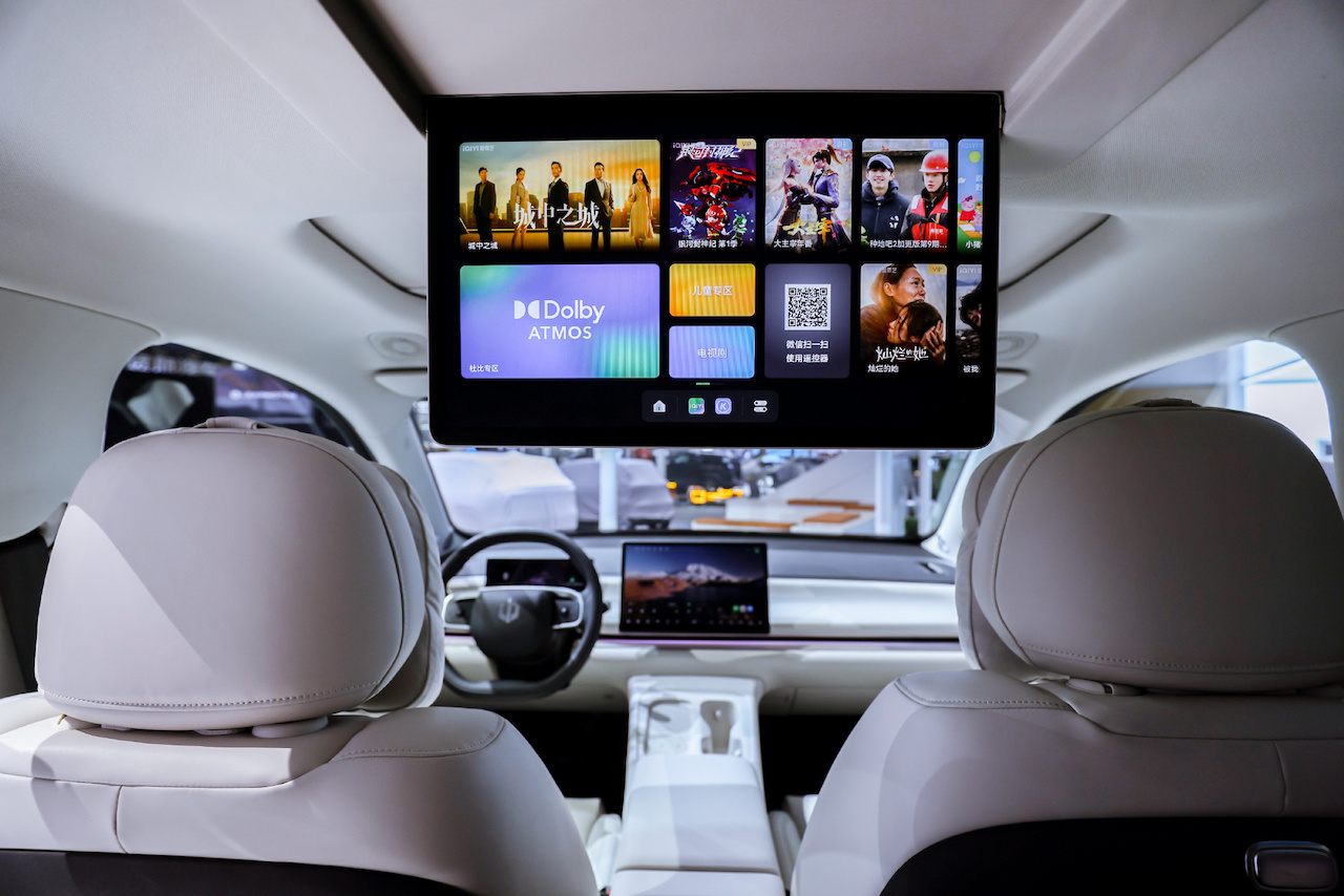 Beijing show: Aussie-bound Leapmotor shows off C16 three-row electric family SUV - EV Central