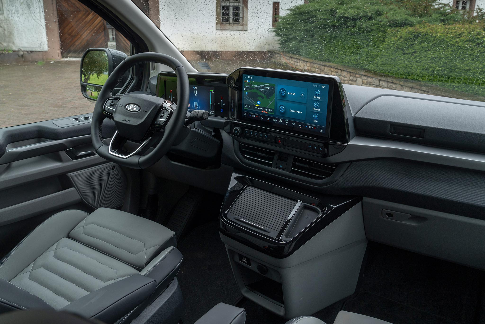 2024 Ford E-Tourneo review: Can the all-electric people tempt families ...