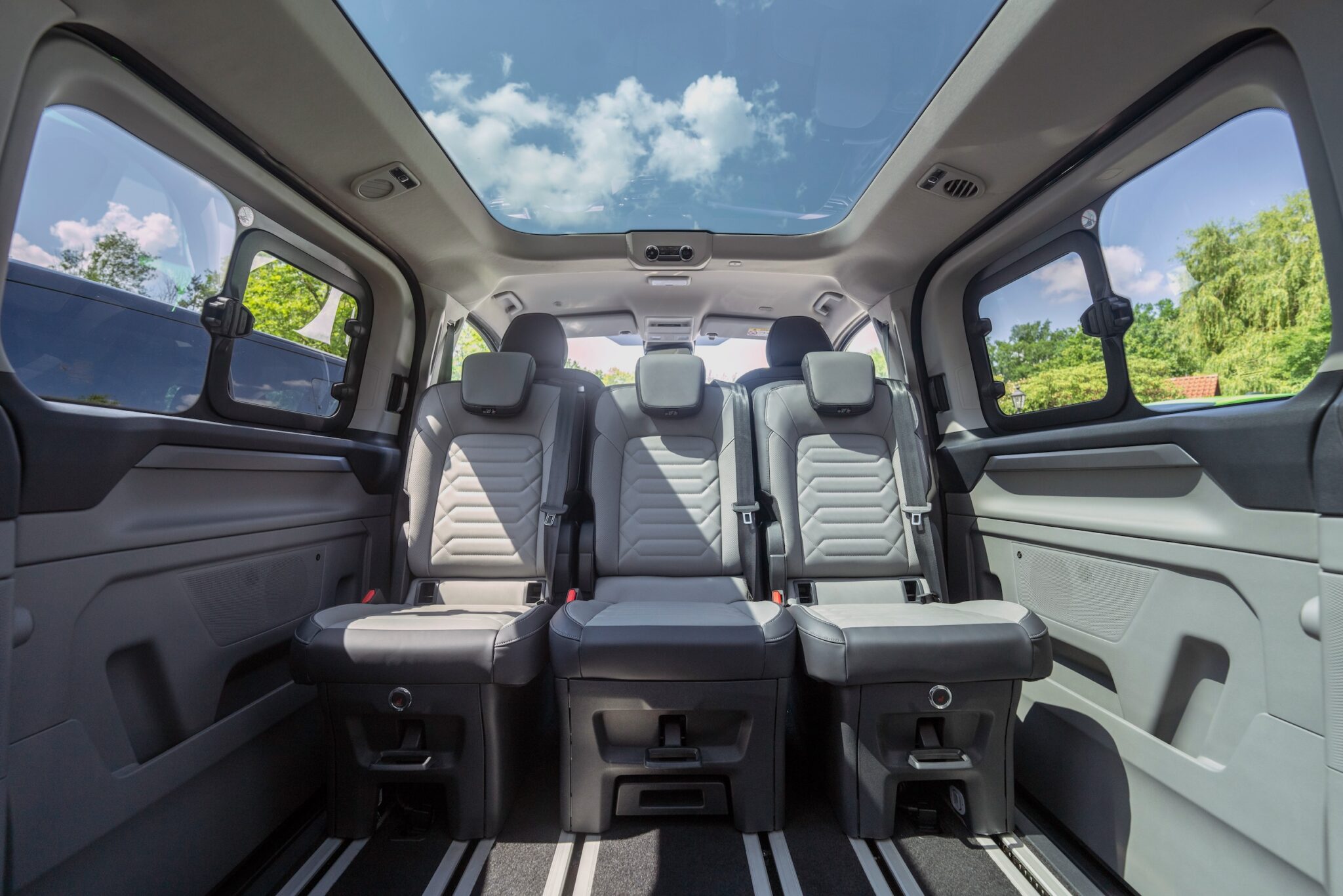 2024 Ford E-Tourneo review: Can the all-electric people tempt families ...