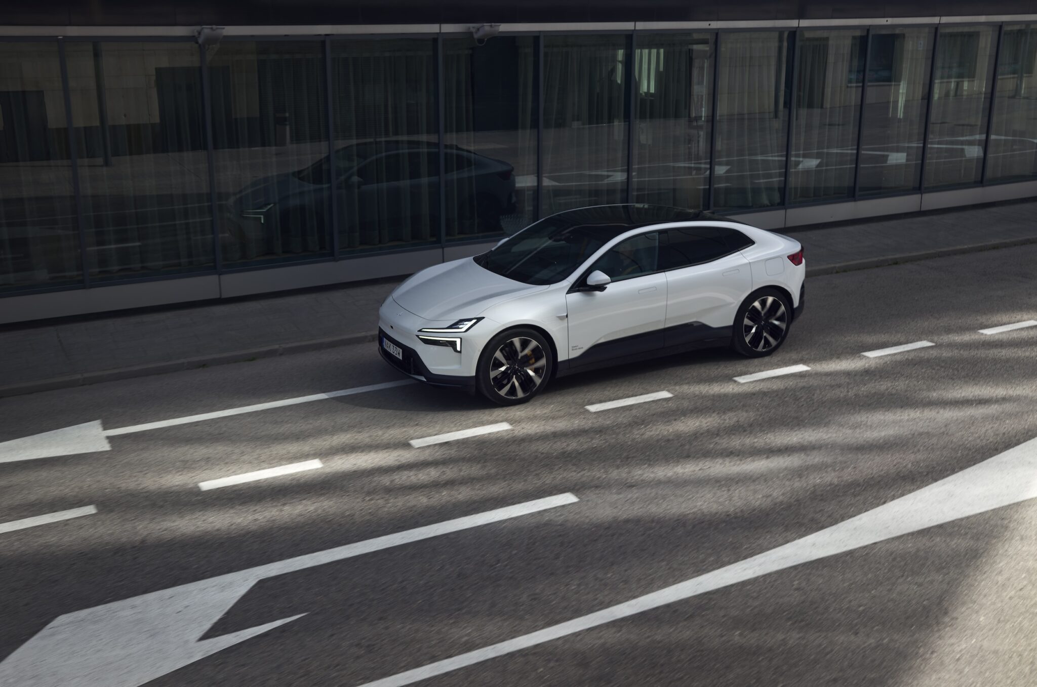 2024 Polestar 4 review: Electric SUV steps up performance to take on ...