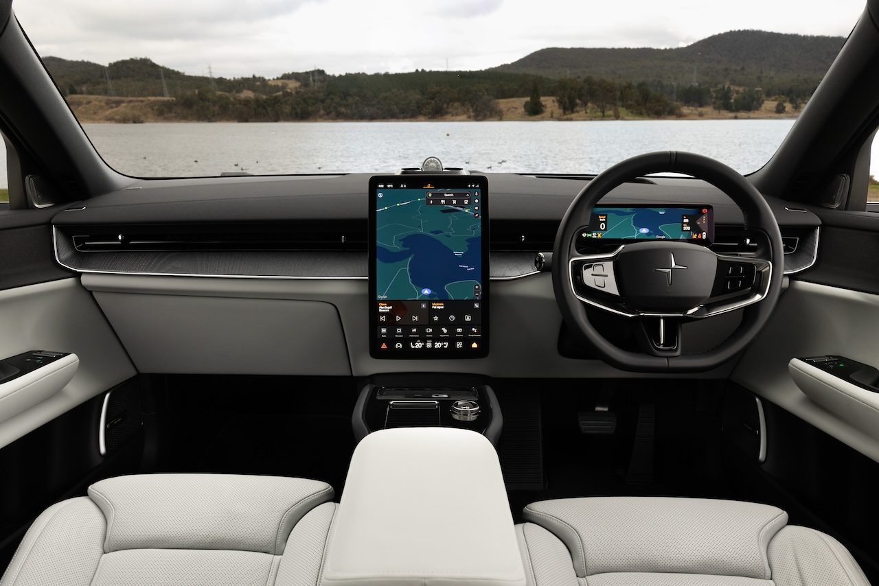 Features culled as 2025 Polestar 3 SUV single motor and dual motor ...