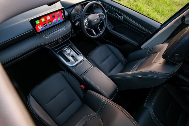 2024 GWM Haval Jolion Lux hybrid review: One of the most affordable ...