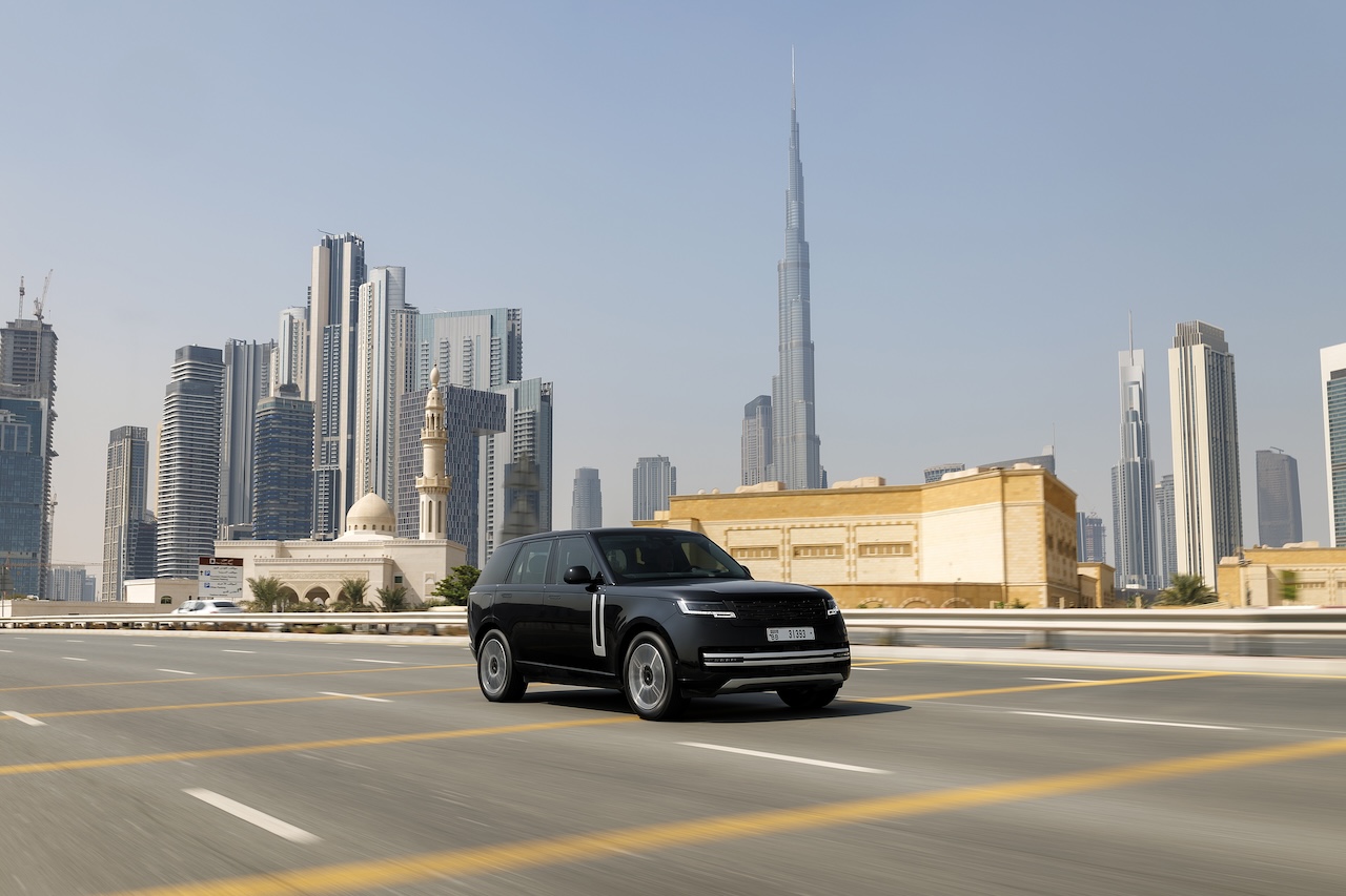 Hot stuff: Orders open for 2025 Range Rover Electric as luxury SUV ...