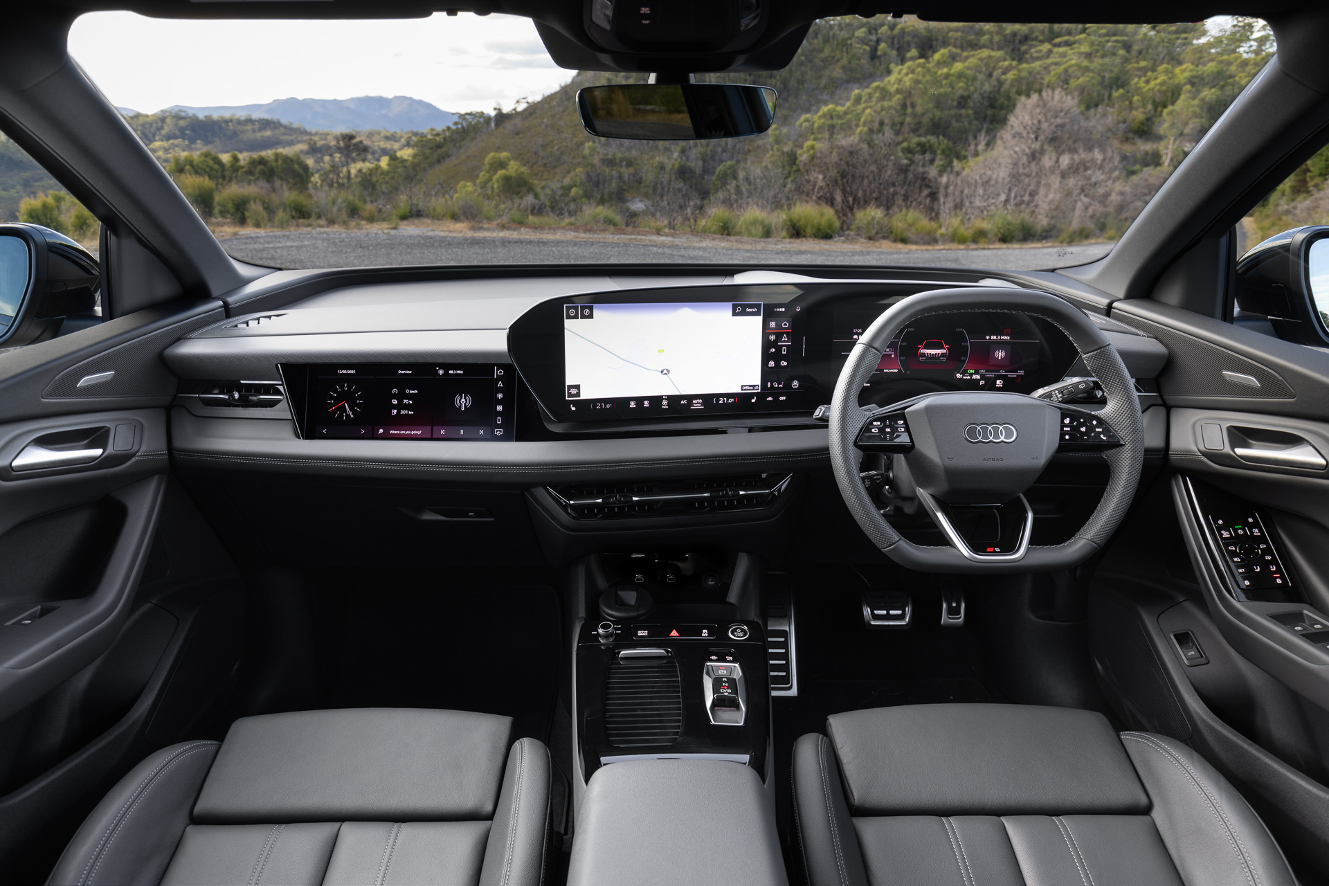 2025 Audi Q6 e-tron Review: Audi platforms up with its best real-world ...