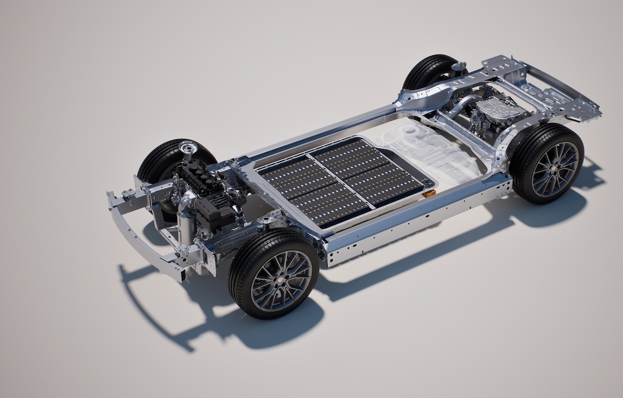 Range master: Cut-price new Leapmotor C10 range extender hybrid arrives ...