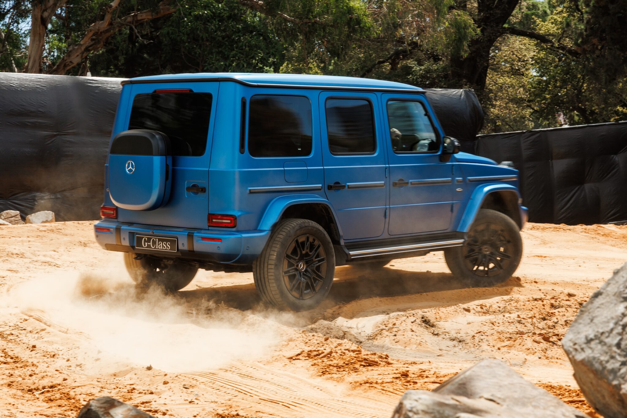 2025 Mercedes-Benz G580 Review: Off-road quad-motor EV is incredibly ...