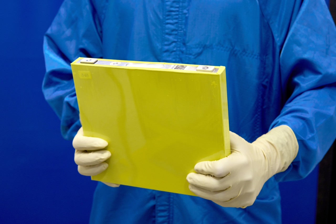 Now it’s GM’s turn to tout cheaper, more efficient new battery tech! It ...