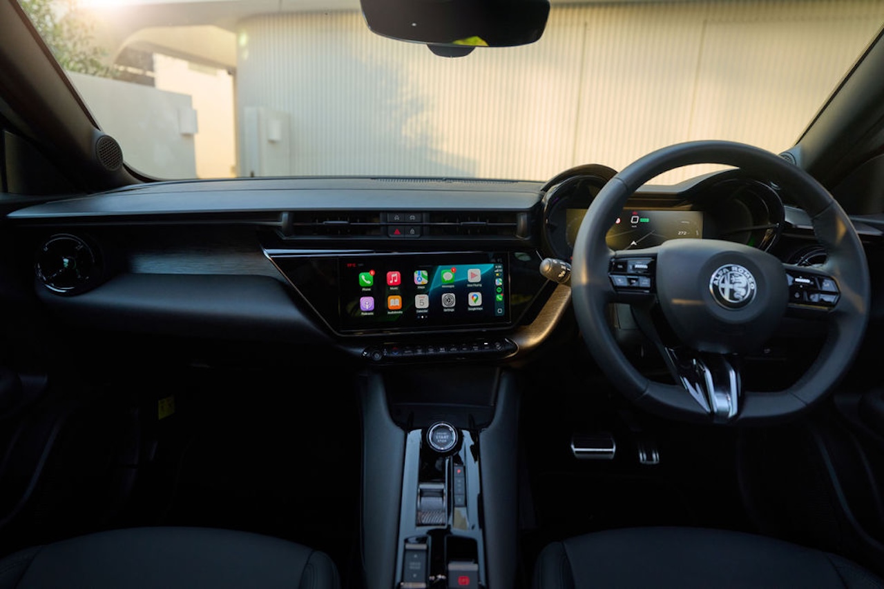 Pricing revealed: 2025 Alfa Romeo Junior is Italian stallion’s first EV ...