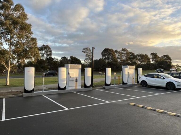 Tesla opens Australia’s largest Supercharger station! Goulburn site ...