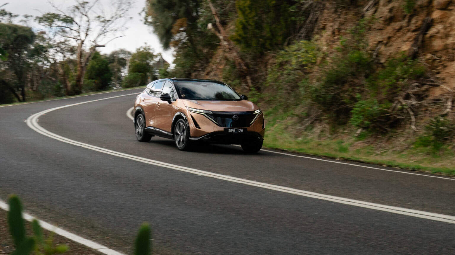 2025 Nissan Ariya Review: Electric SUV finally boosts Japanese brand’s ...