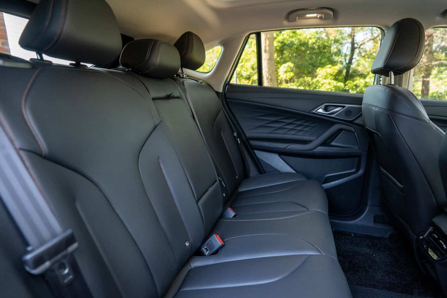 2025 MG HS Hybrid+ Review: New mid-sized SUV brings EV-heavy hybrid ...