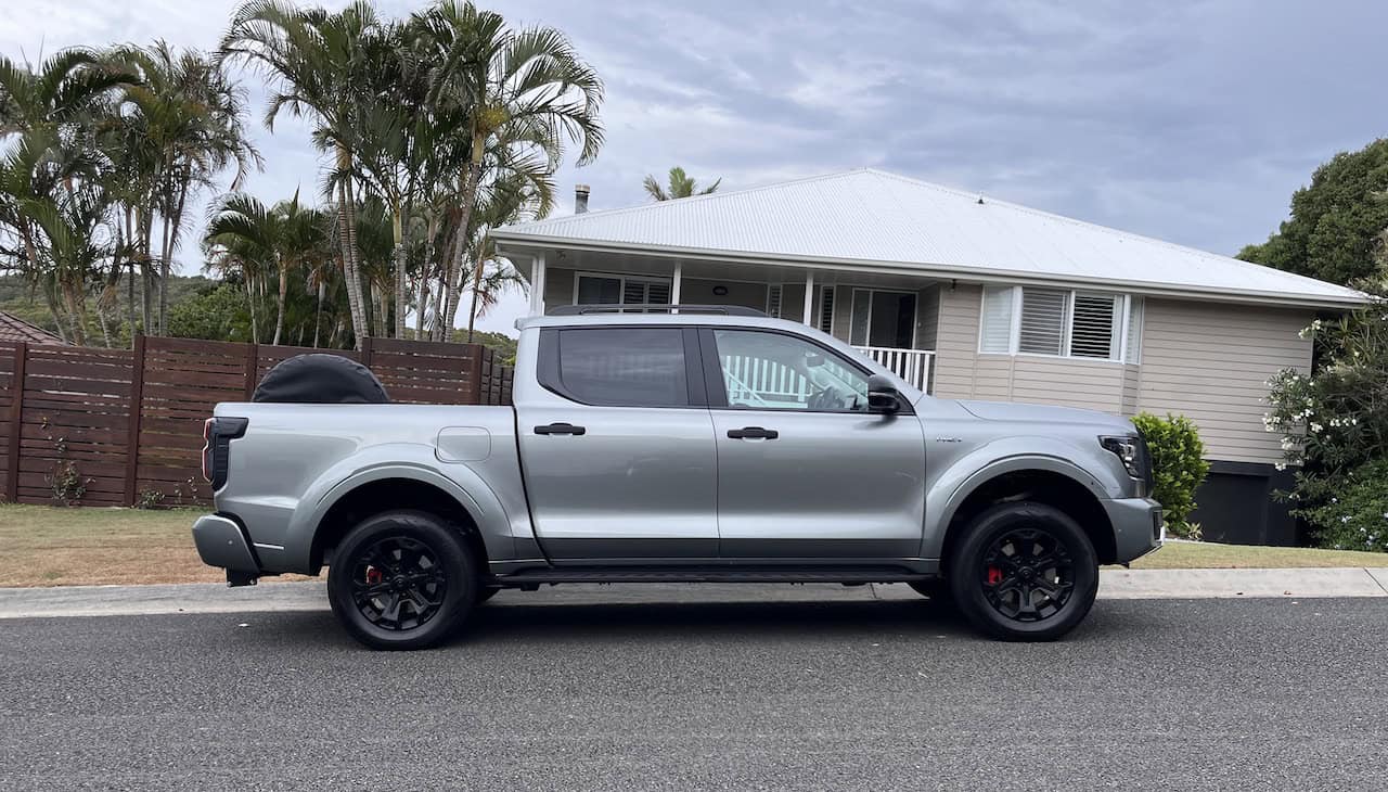 GWM Cannon Alpha Ultra PHEV Seven-Day Test: The plug-in BYD Shark ...