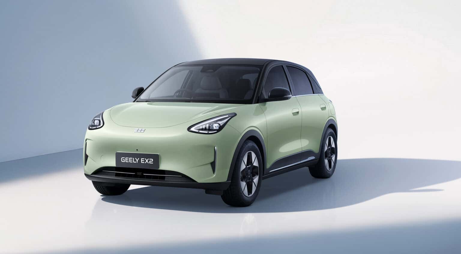 Geely's Aussie model expansion: New sedan and SUV to share spotlight ...